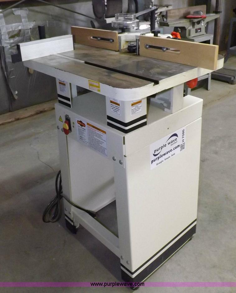 Shop Fox wood shaper in Ulysses, KS | Item H7086 sold | Purple Wave