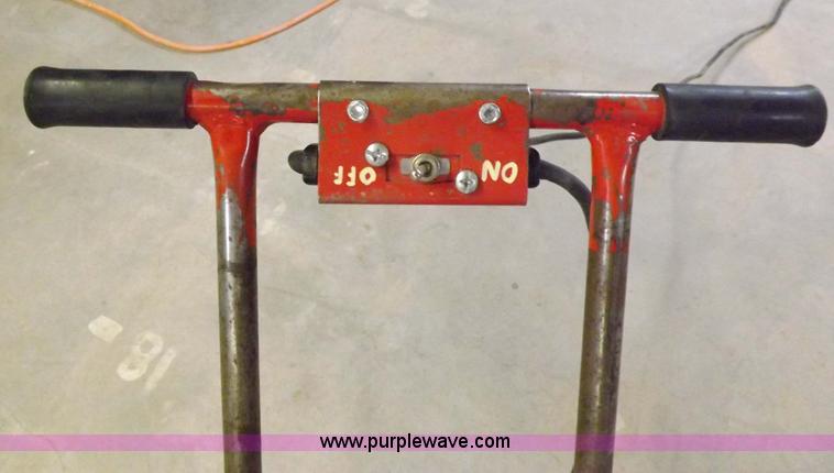 Taylor 462 tile and carpet stripper in Ulysses, KS | Item H7097 sold ...