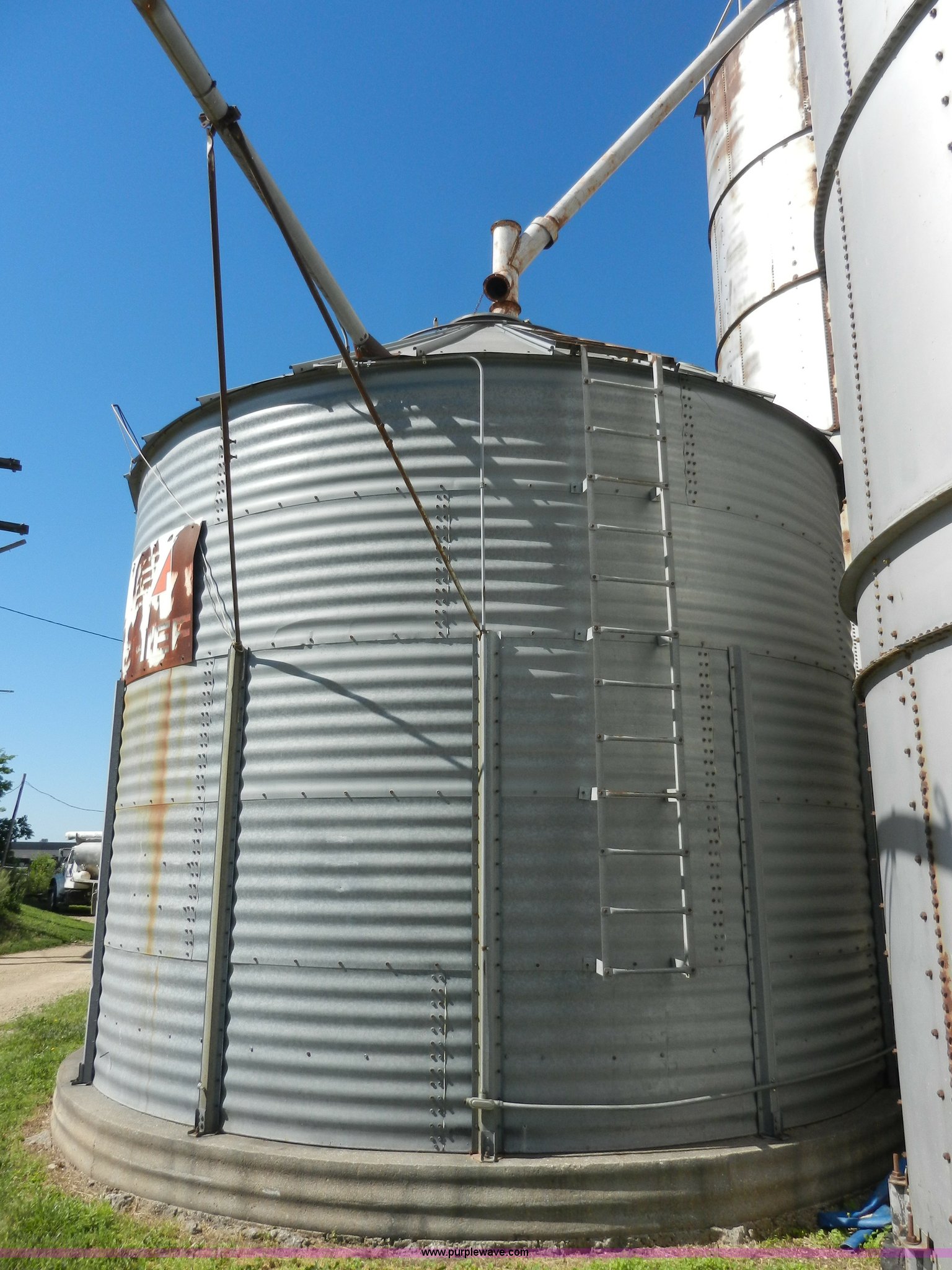 (3) bulk grain storage bins in Manhattan, KS | Item H3085 sold | Purple ...