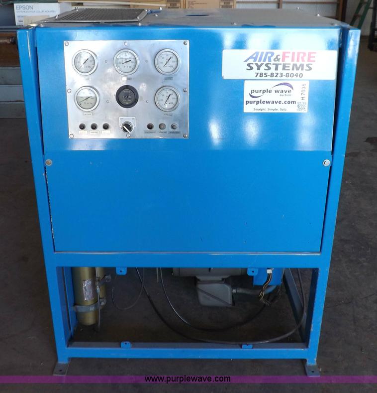 Bauer 5000 CFM breathing four stage air compressor in Elkhart, KS ...