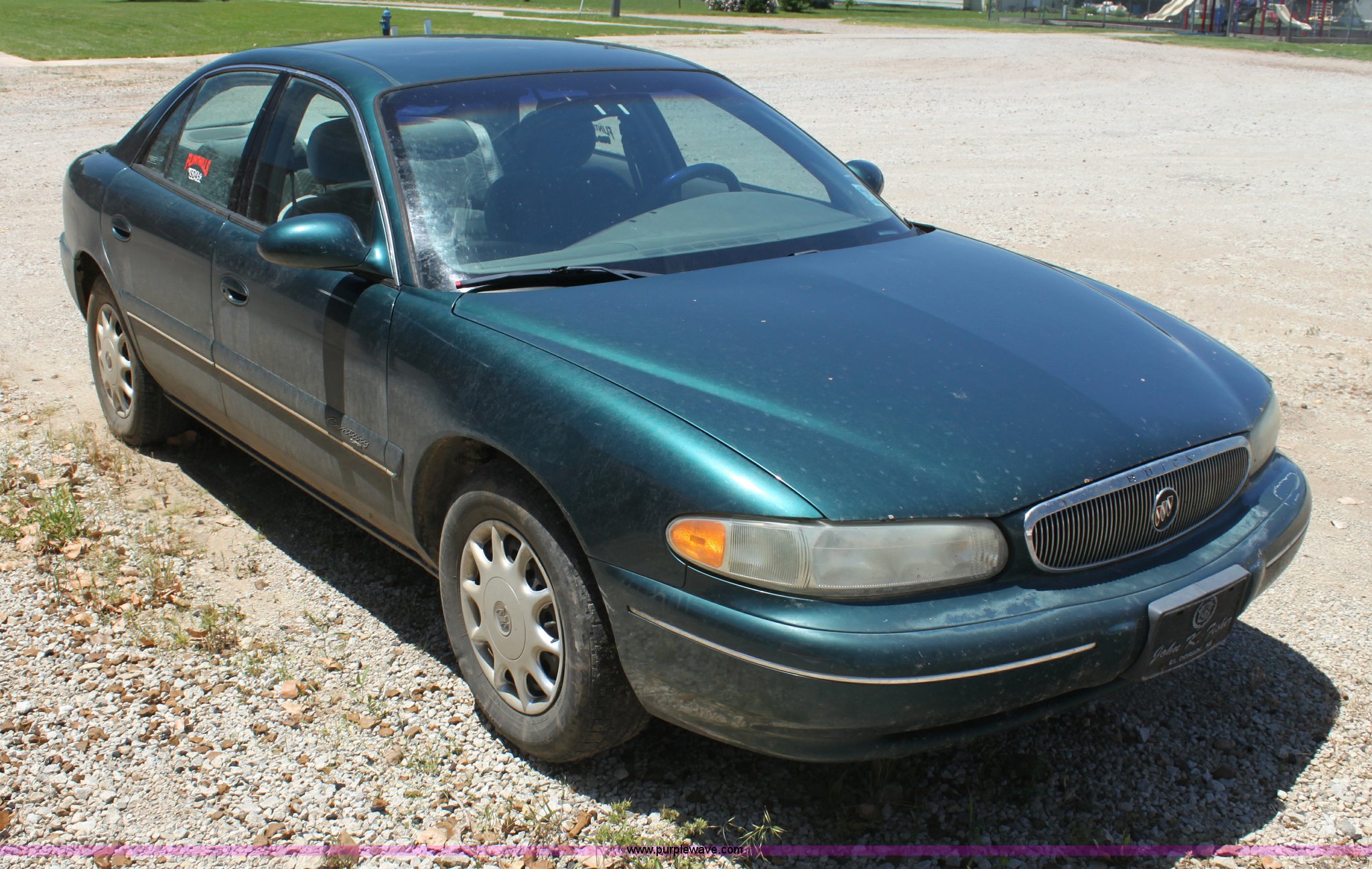 2000 Buick Century Custom in Rosalia, KS | Item AE9180 sold | Purple Wave