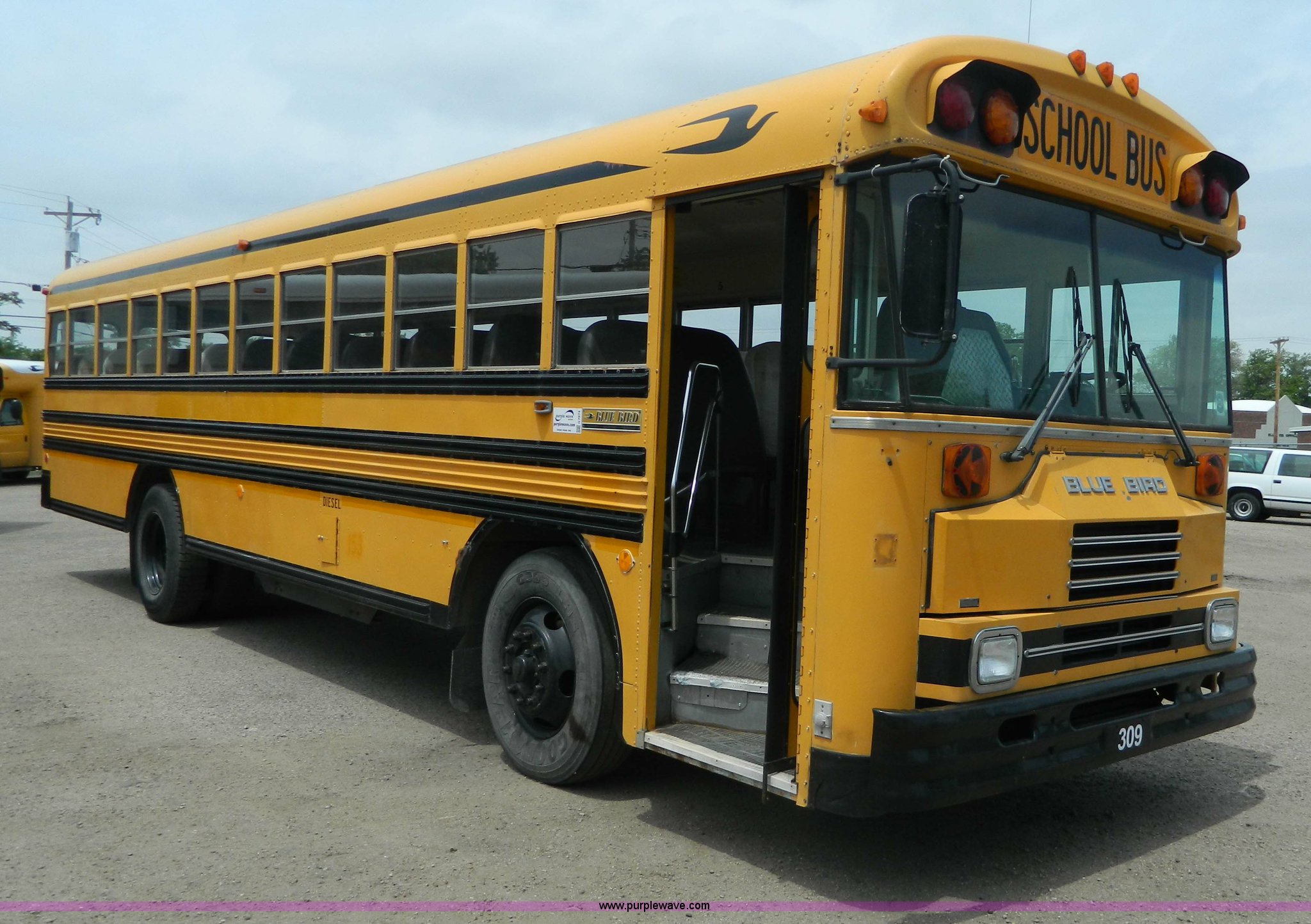 1991 Blue Bird TC2000 bus in Hays, KS | Item G7874 sold | Purple Wave
