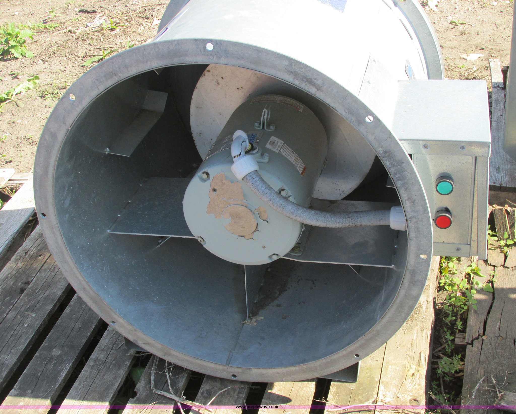 (3) assorted grain bin fans in Kensington, MN | Item A8567 sold ...