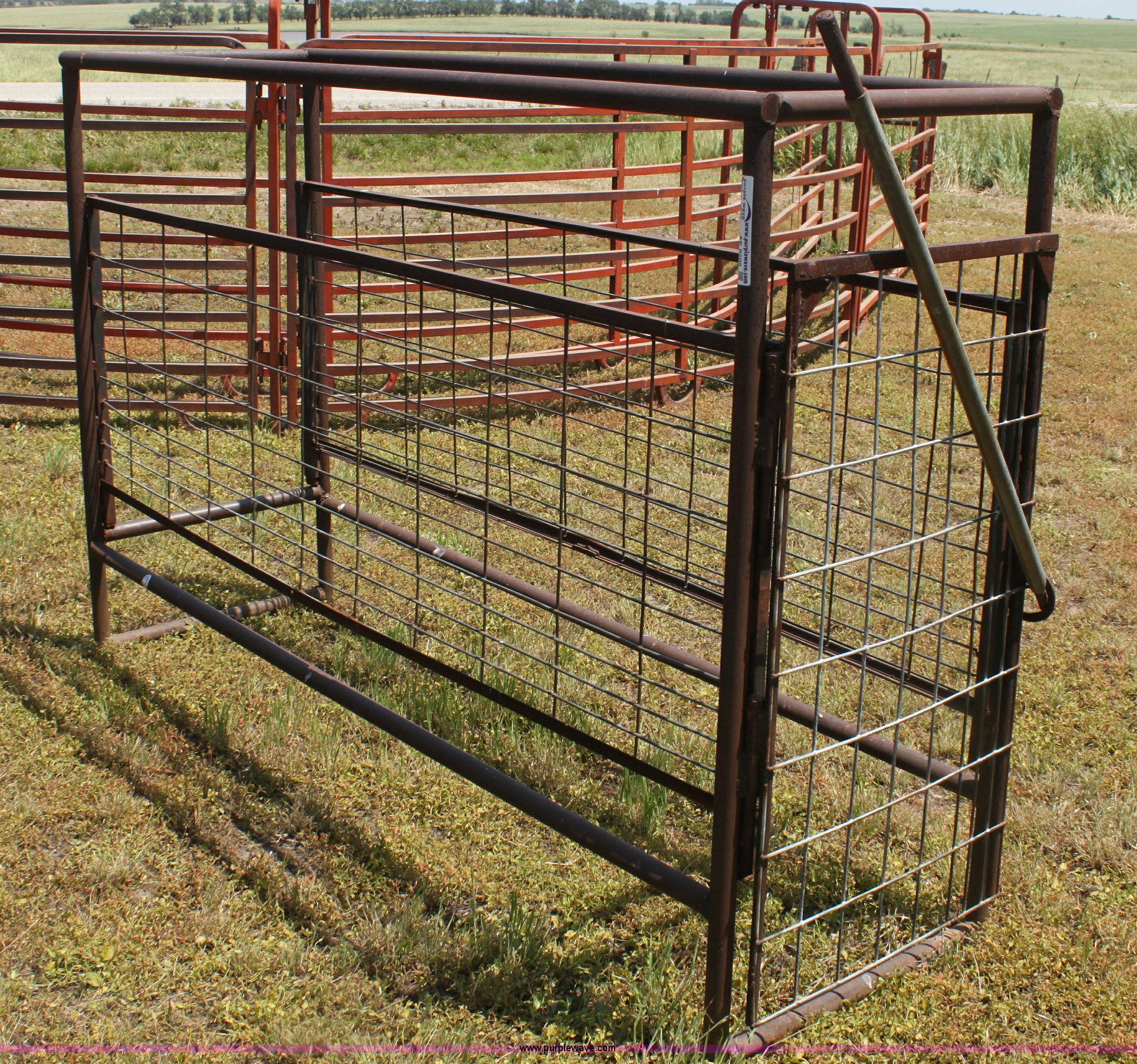 Portable striping chute for team roping in Waverly, KS | Item AE9205 ...