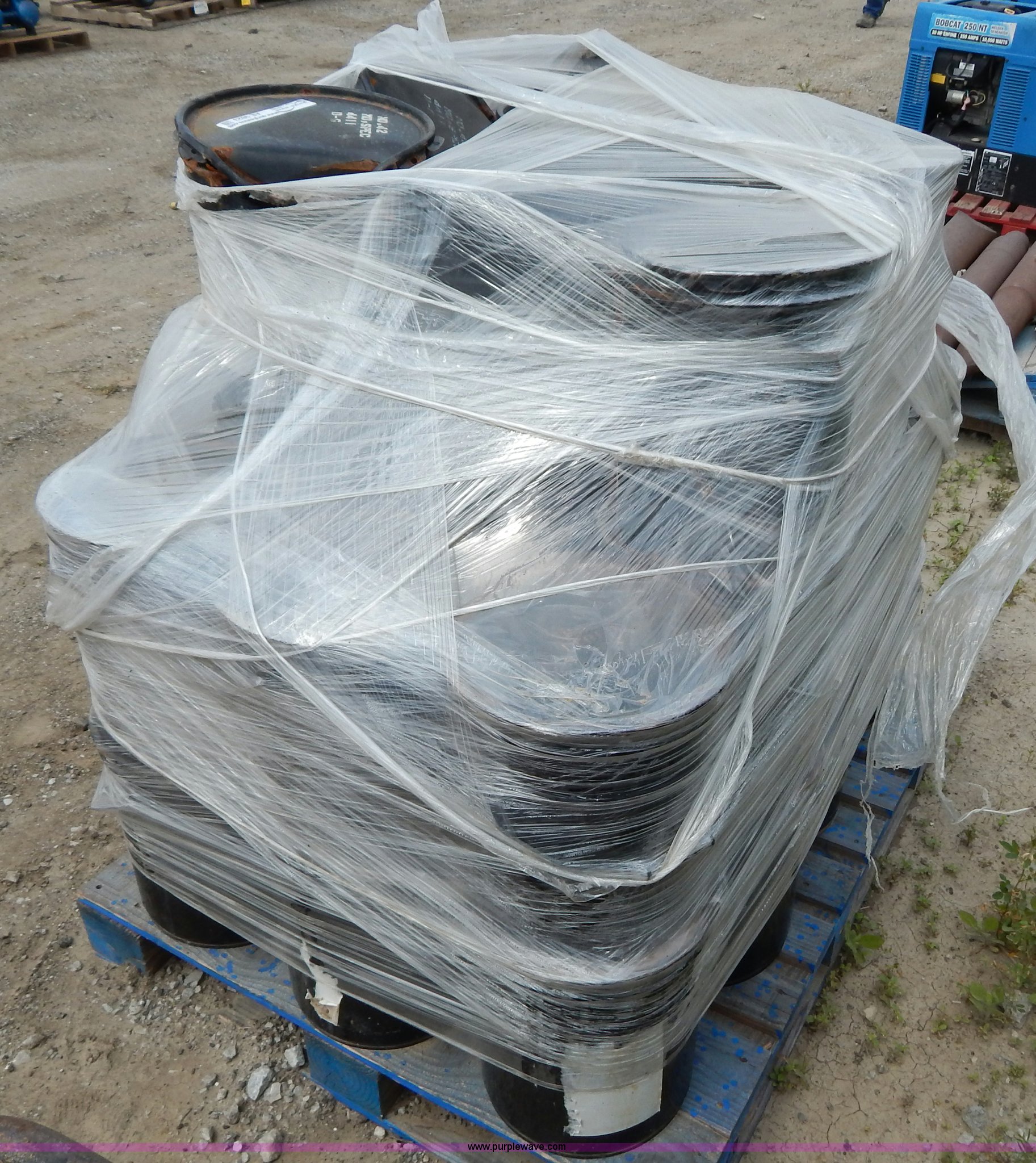 (31) concrete pipe dope buckets in Kansas City, MO | Item AE9823 sold ...