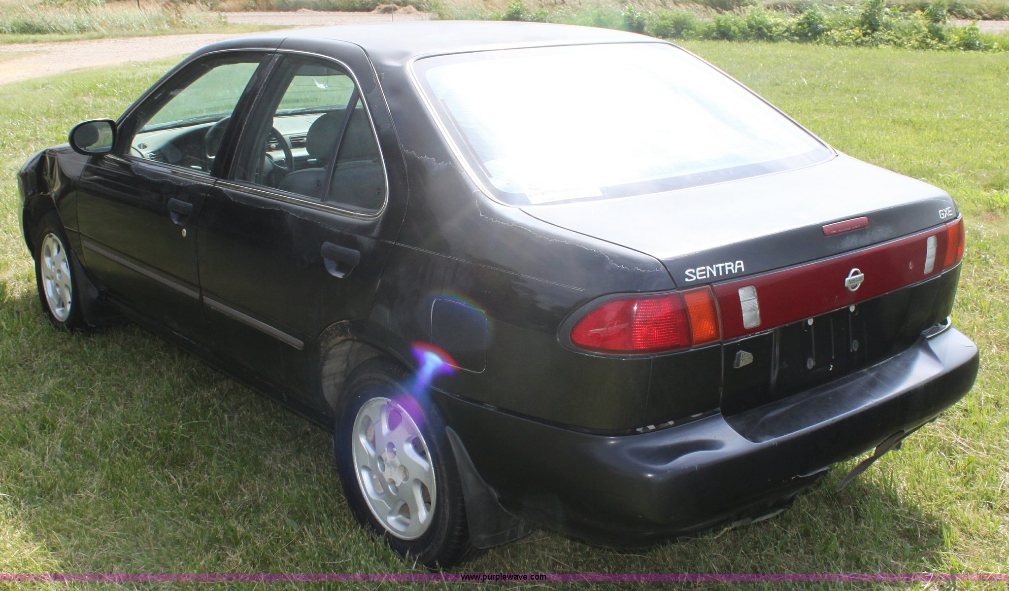 1997 Nissan Sentra GXE in Council Grove, KS | Item H7443 sold | Purple Wave