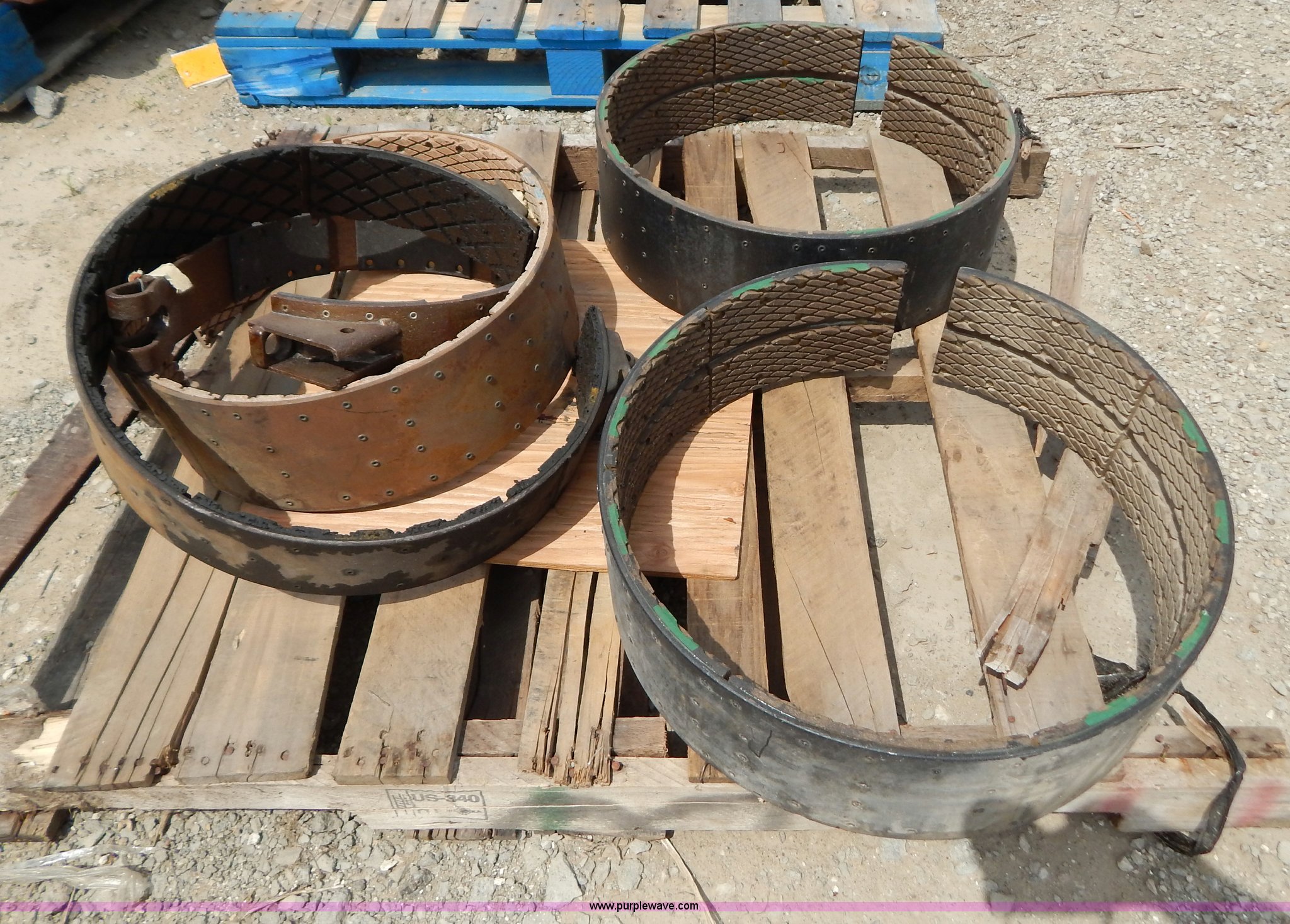 Caterpillar dozer brake bands in Kansas City, MO | Item AE9806 sold ...