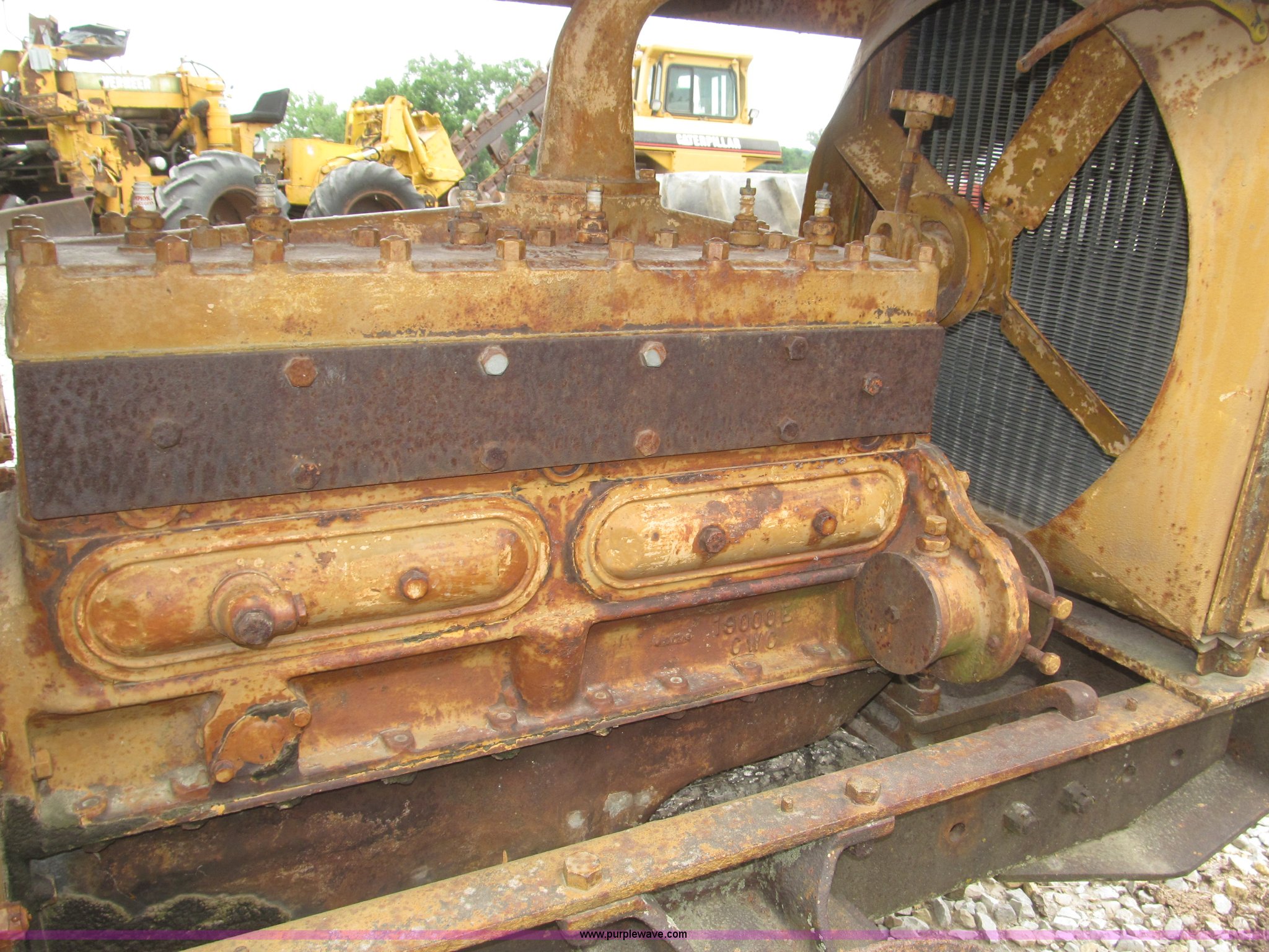 Oliver CleTrac dozer in Red Oak, IA | Item F7025 sold | Purple Wave