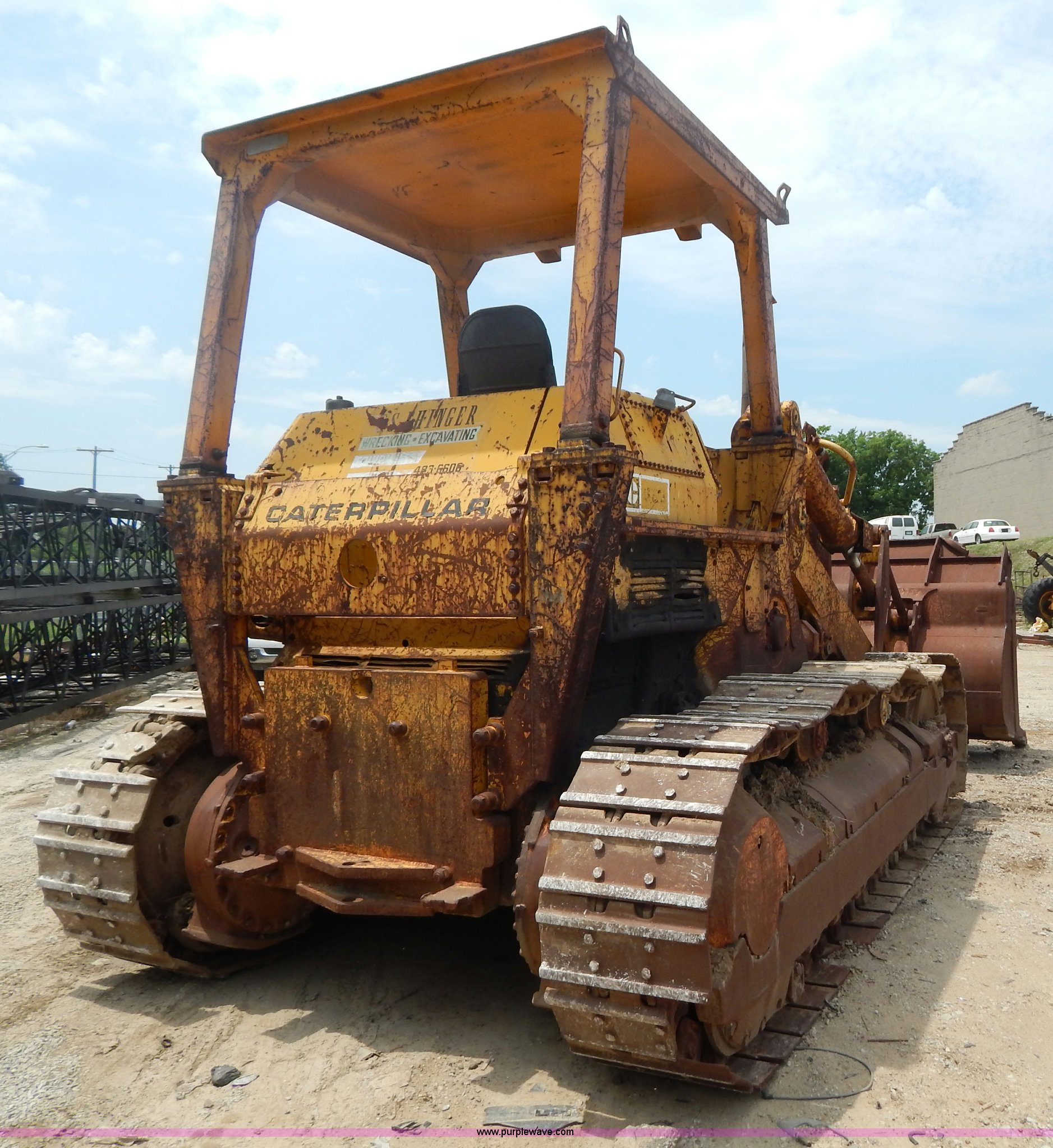 Caterpillar 983 Track