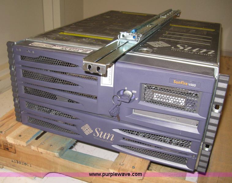 Sun Sunfire V480 rack mount server in Wichita, KS | Item AN9724 sold ...