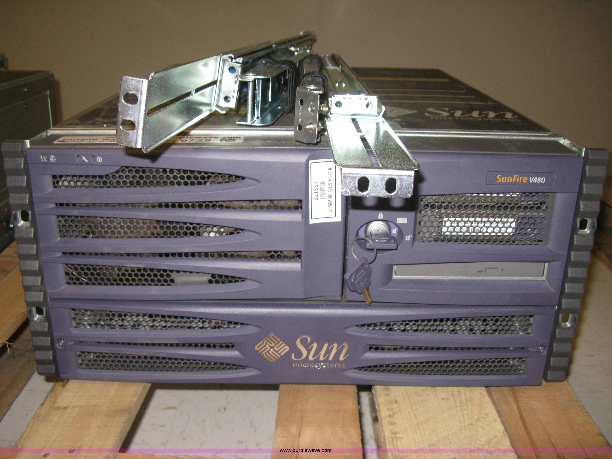 Sun Sunfire V480 rack mount server in Wichita, KS | Item AN9725 sold ...