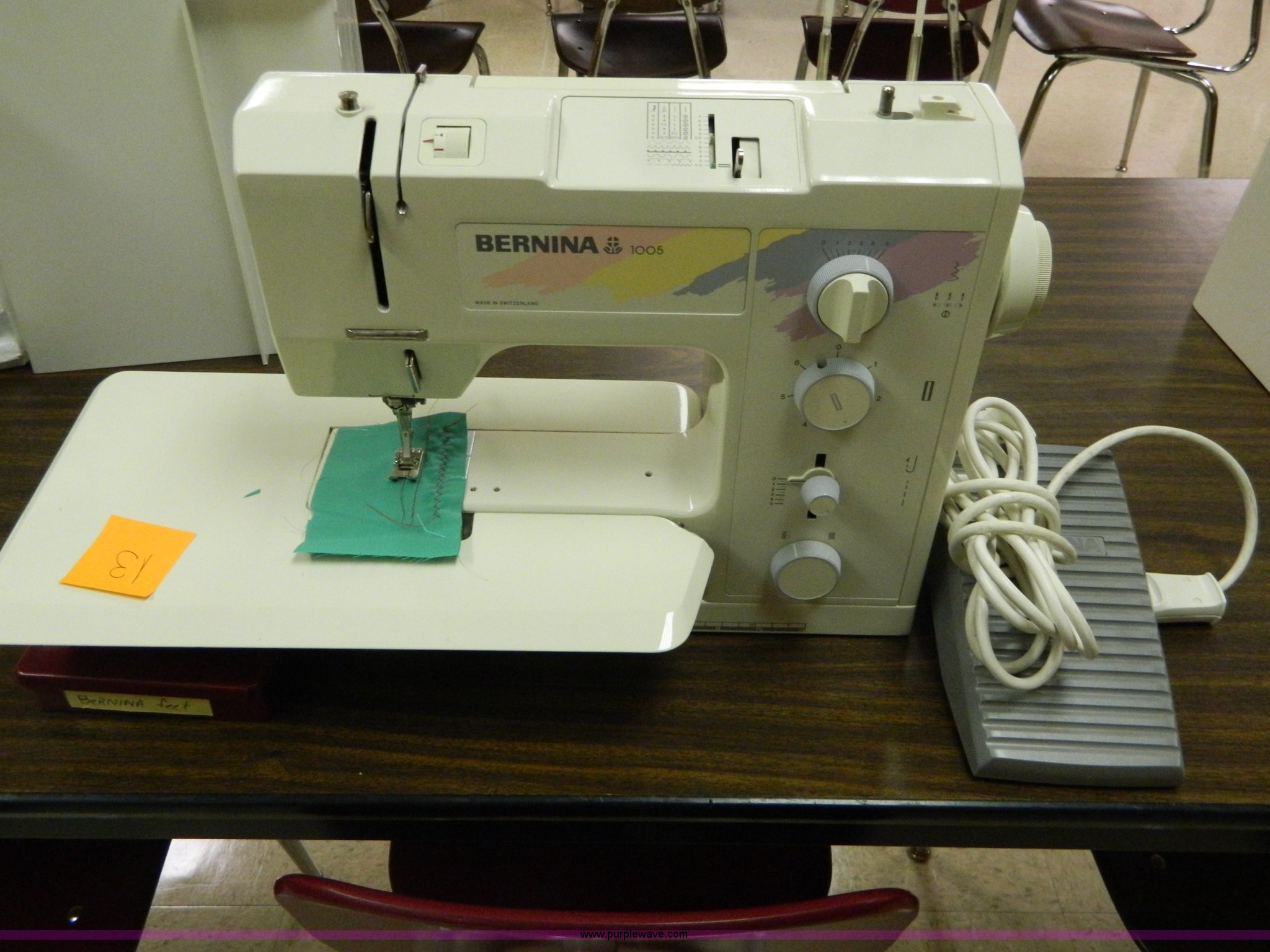 Bernina 1005 sewing machine in Hays, KS | Item Y9259 sold | Purple Wave