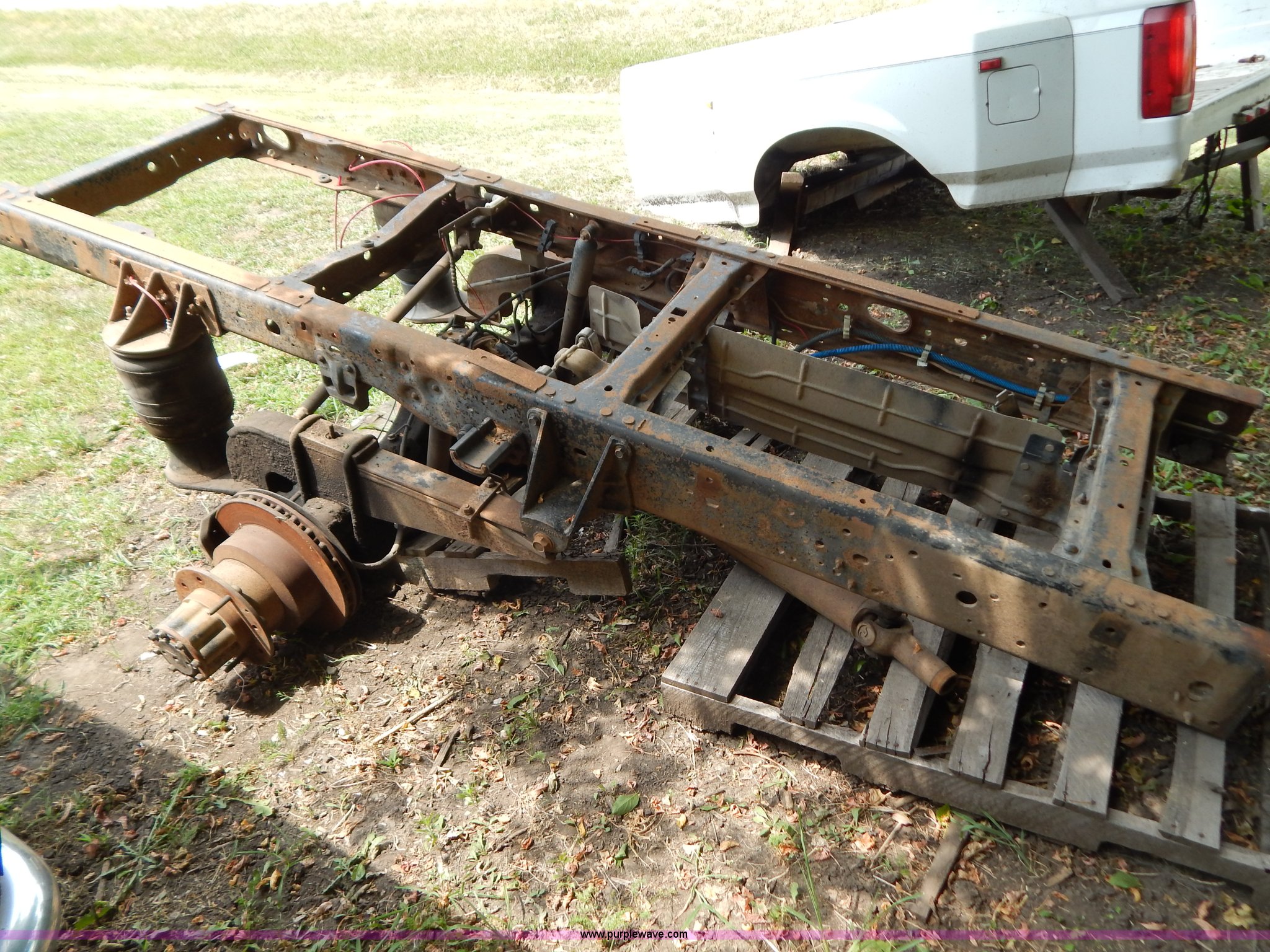 Dana 135 rear axle and frame section in Harrisonville, MO | Item G3295 ...
