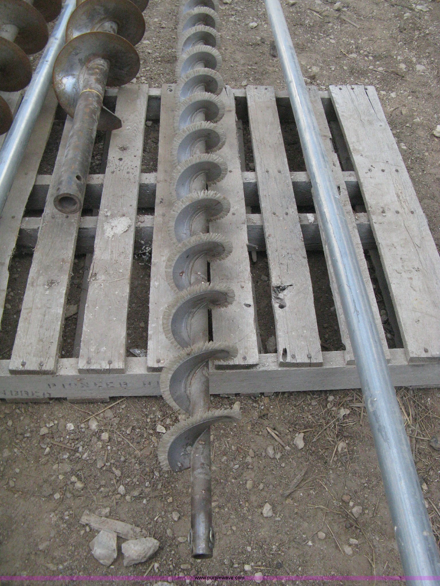 Bristle edge auger flighting in Lyons, KS | Item AN9715 sold | Purple Wave