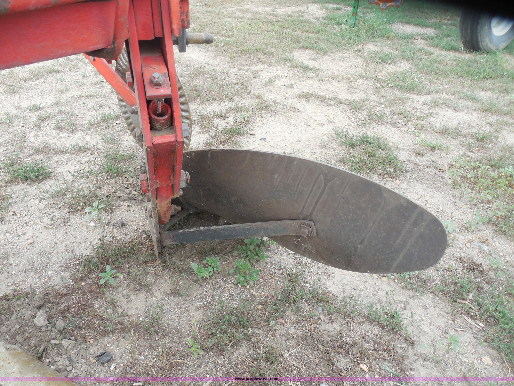 Case 6000 plow in Kinsley, KS | Item H9878 sold | Purple Wave