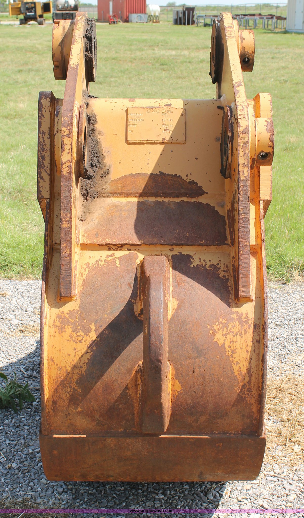 Esco HDP excavator bucket in Iowa Park, TX | Item G5753 sold | Purple Wave