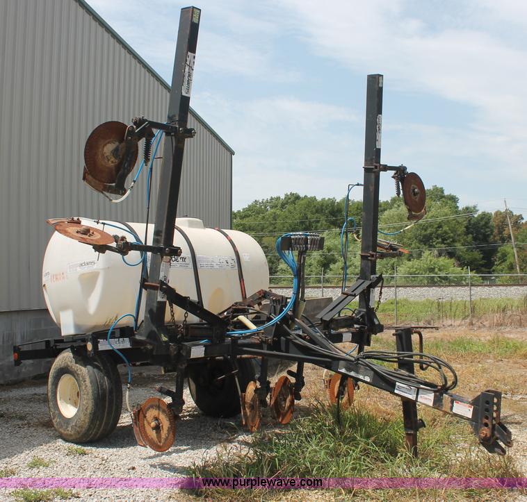2004 Adams eight row liquid toolbar applicator in Rayville, LA | Item ...