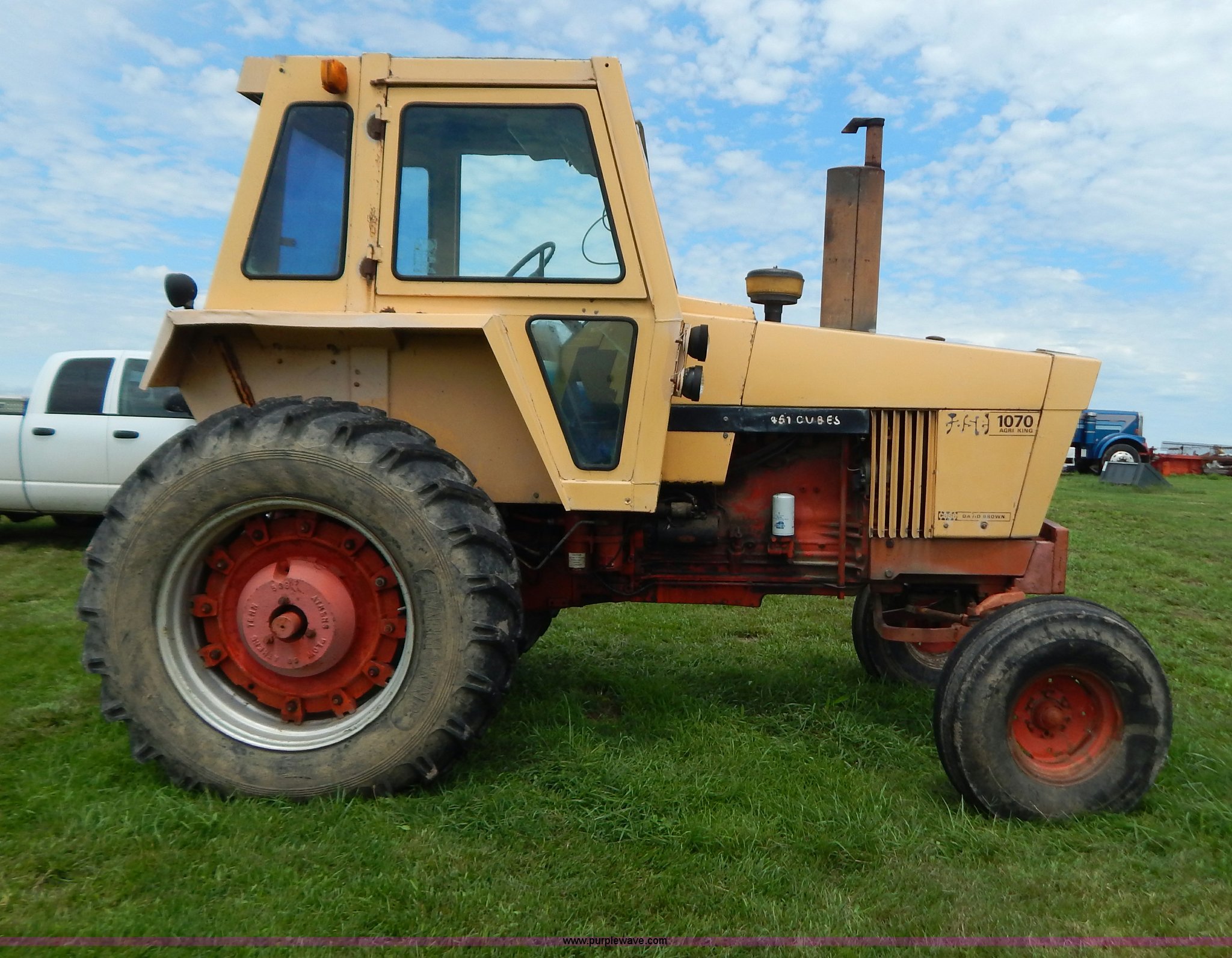 Case 1070 Agri-King tractor in Verona, MO | Item G3403 sold | Purple Wave