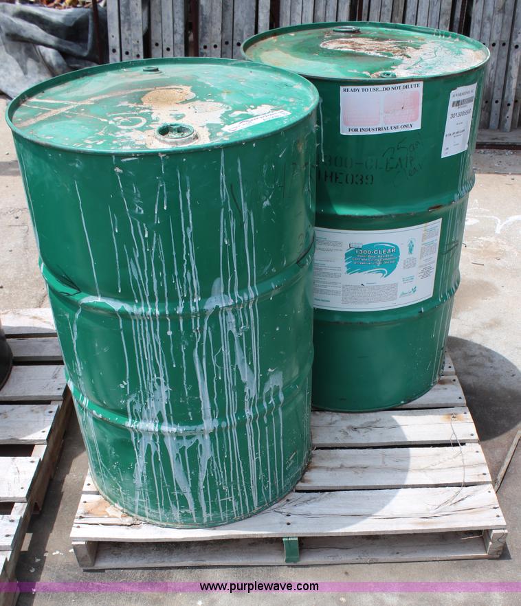 (2) partial drums of concrete curing compound in Topeka, KS | Item ...