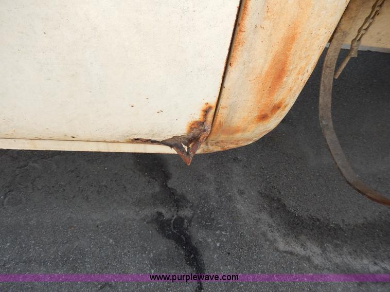 1960 Ford F500 grain truck in Manhattan, KS | Item H3002 sold | Purple Wave