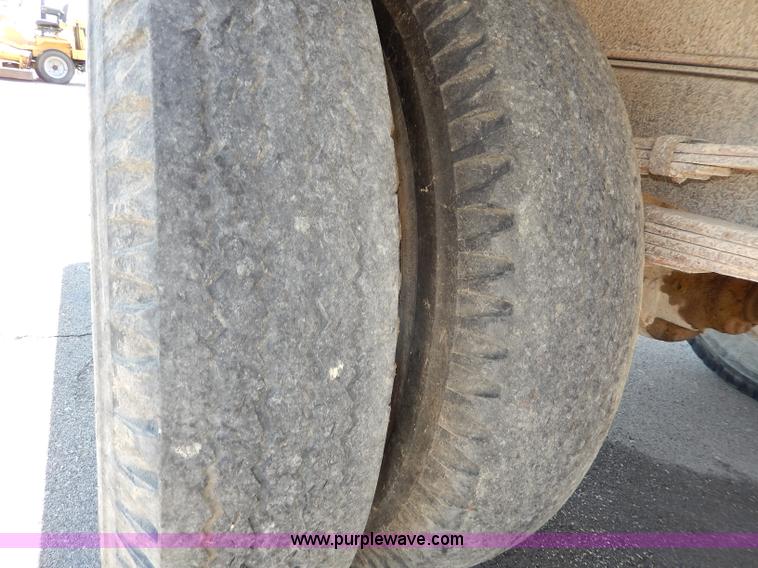 1960 Ford F500 grain truck in Manhattan, KS | Item H3002 sold | Purple Wave