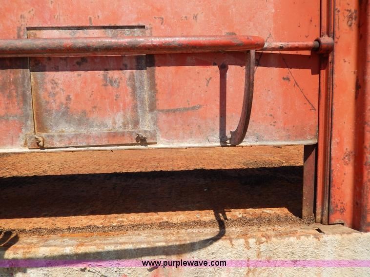 1960 Ford F500 grain truck in Manhattan, KS | Item H3002 sold | Purple Wave