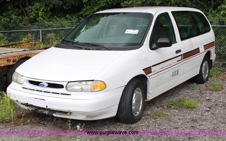 1995 Ford Windstar van in Kansas City, KS | Item H6570 sold | Purple Wave
