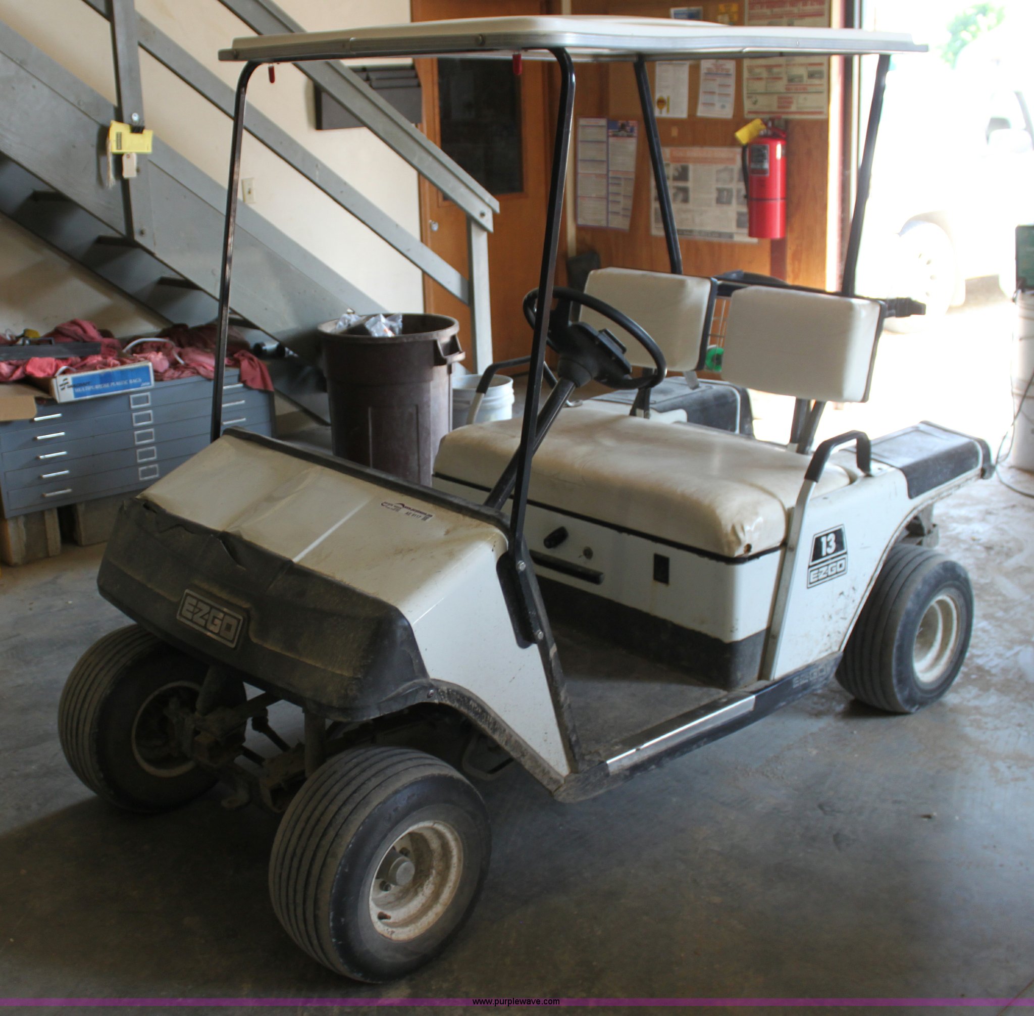 Textron EZ-GO golf cart in Chapman, KS | Item AE9117 sold | Purple Wave