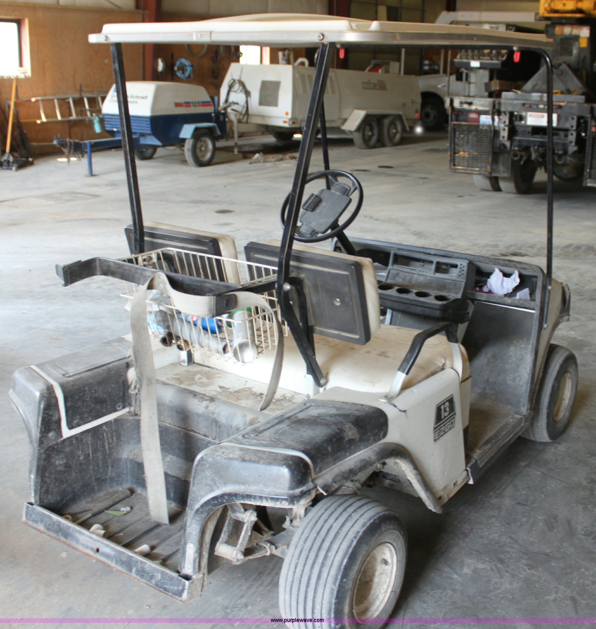 Textron EZ-GO golf cart in Chapman, KS | Item AE9117 sold | Purple Wave