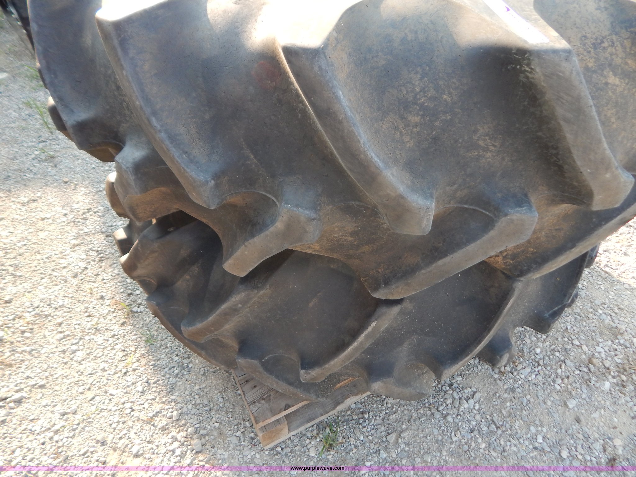 (2) Goodyear Super-Grip tires in Higginsville, MO | Item AW9204 sold ...