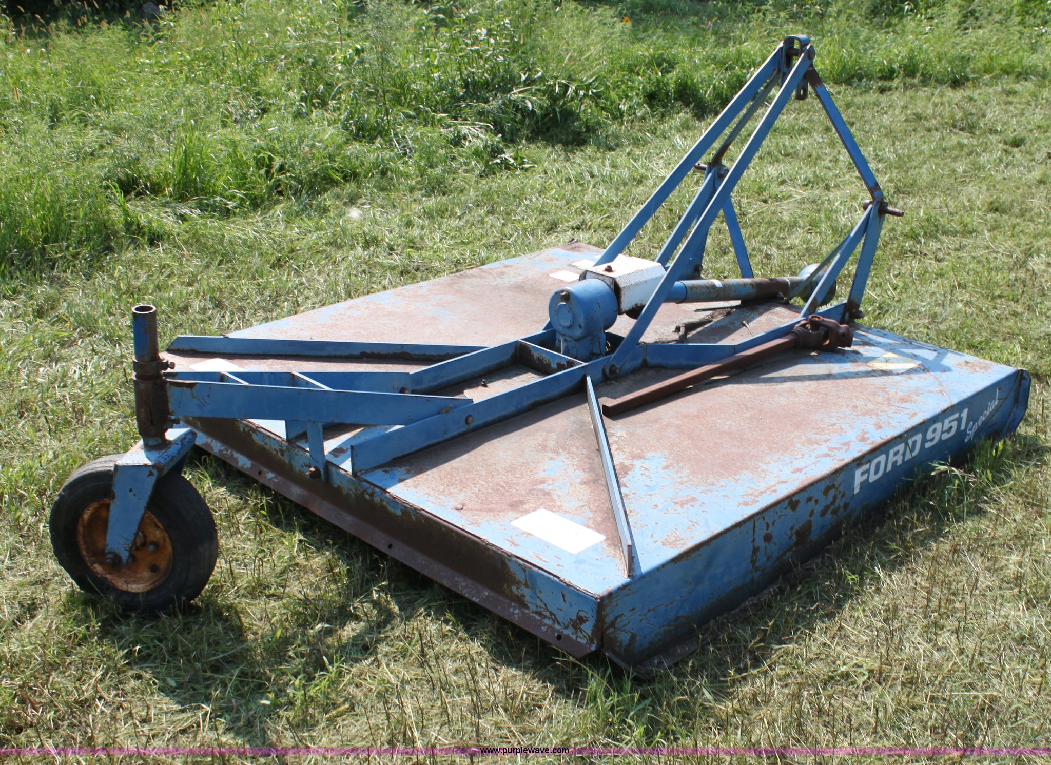 Ford 951 Special rotary mower in Emporia, KS | Item G4106 sold | Purple ...
