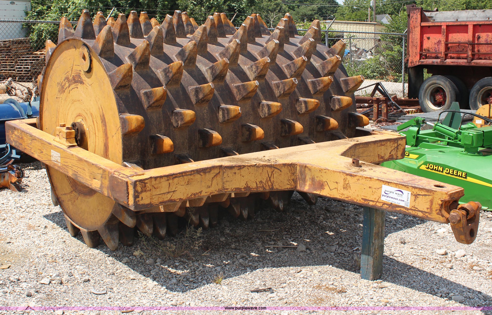 Sheepsfoot roller in Kansas City, KS | Item H6714 sold | Purple Wave