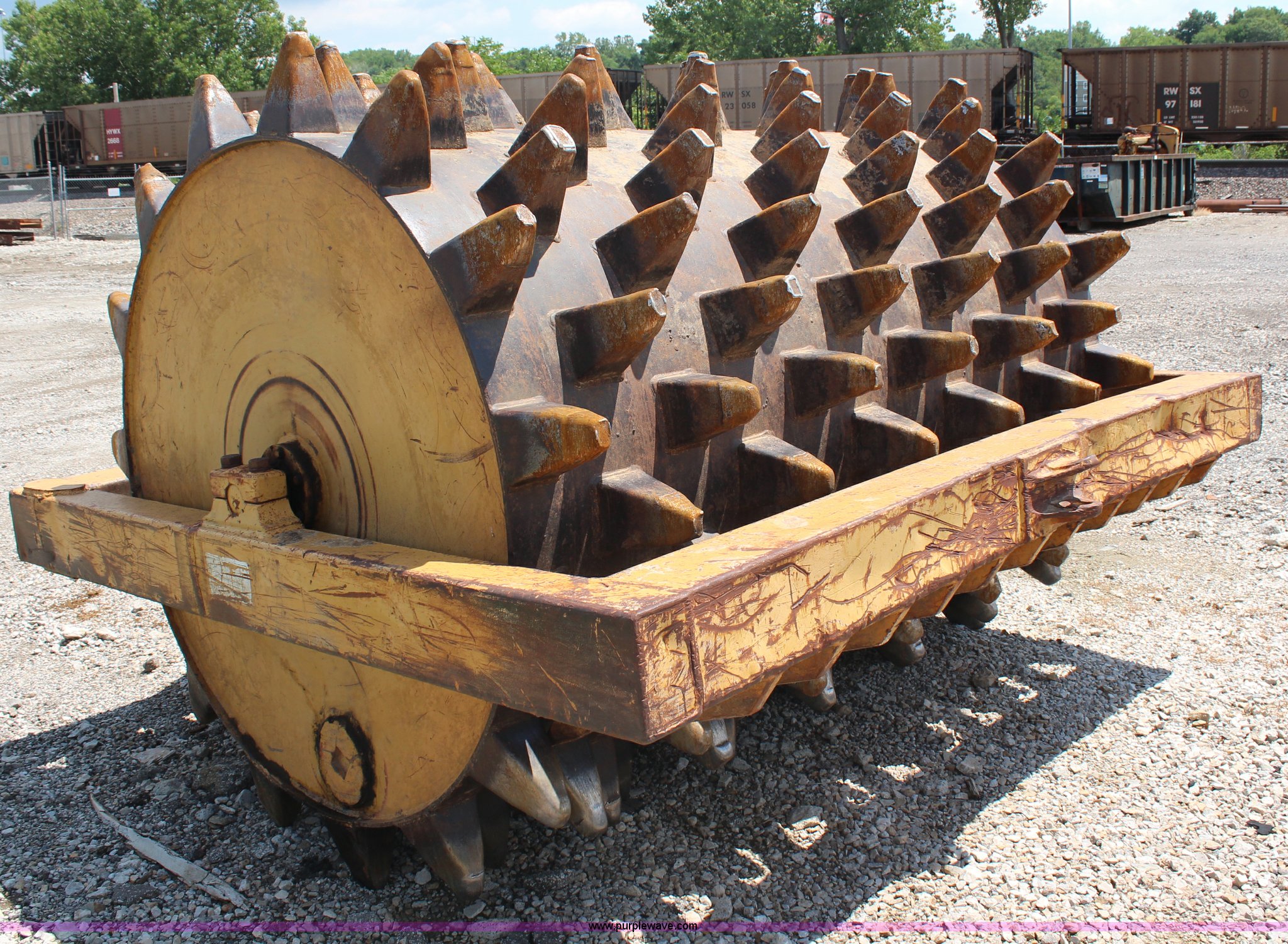 Sheepsfoot roller in Kansas City, KS | Item H6714 sold | Purple Wave