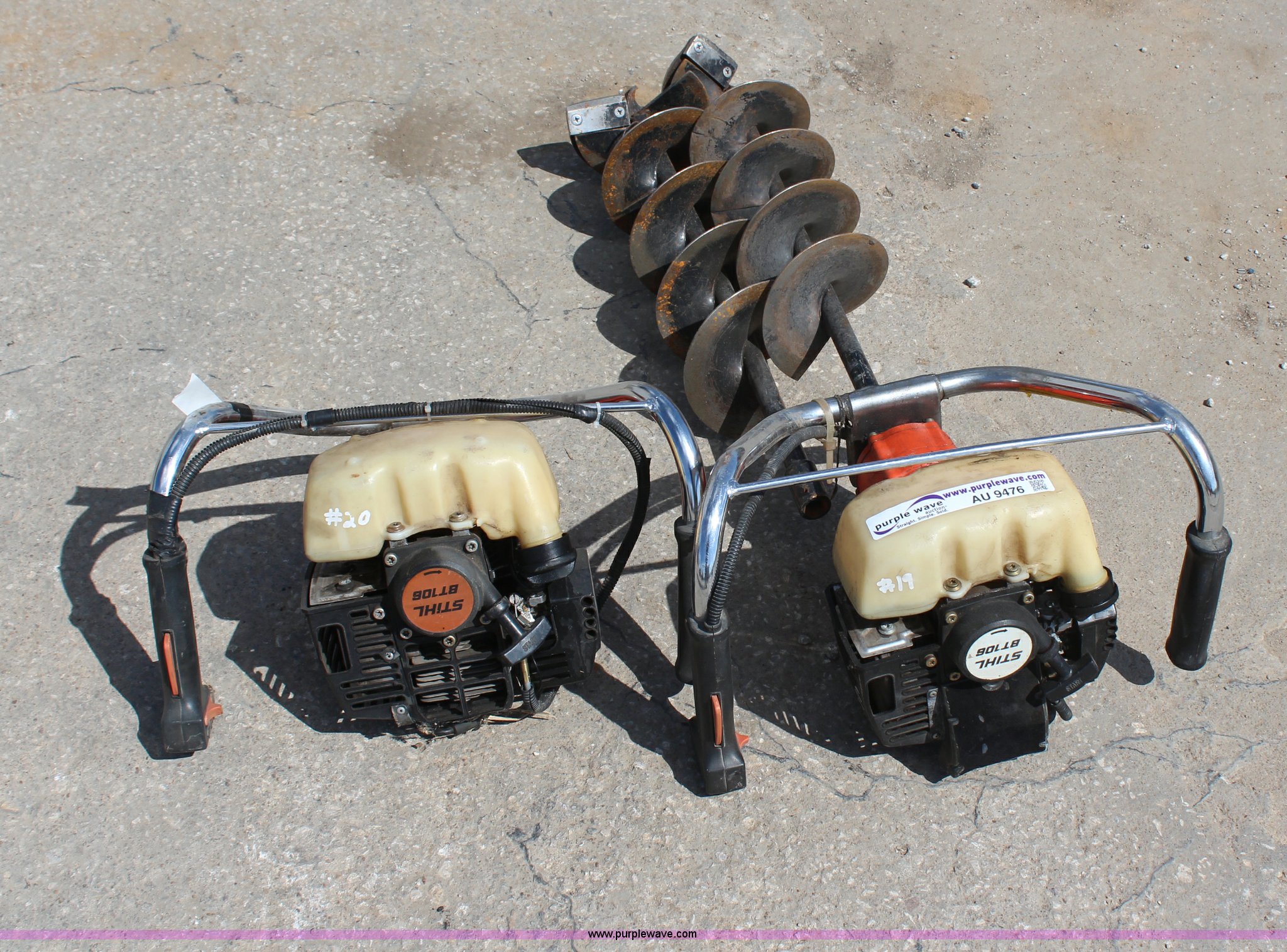 (2) Stihl BT106 digger in Paola, KS | Item AU9476 sold | Purple Wave