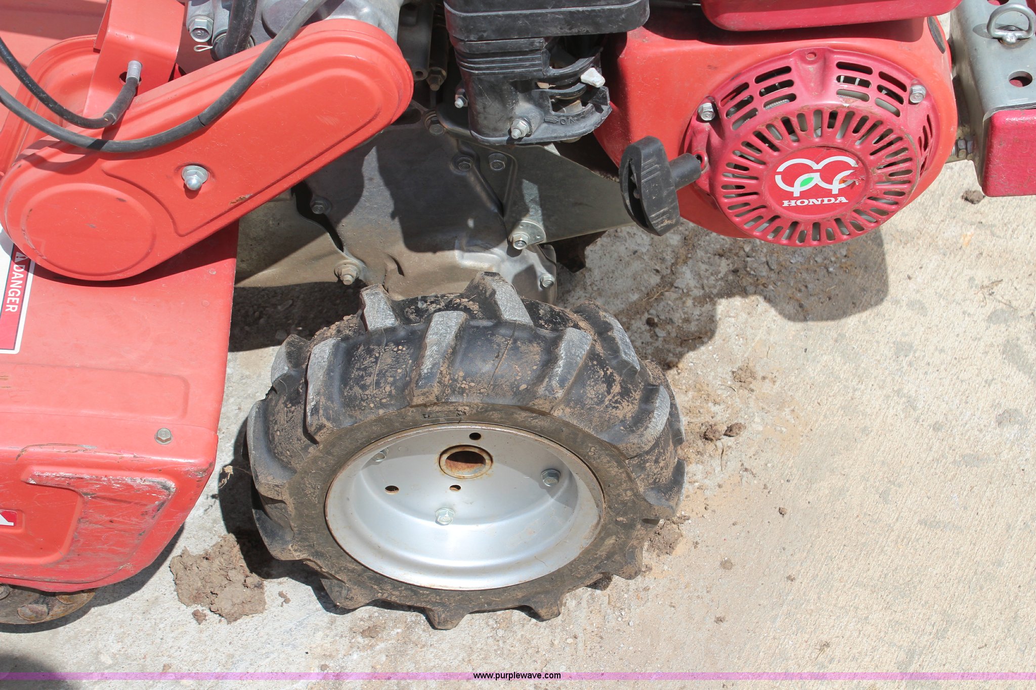 Honda FR800 tiller in Paola, KS | Item AU9487 sold | Purple Wave
