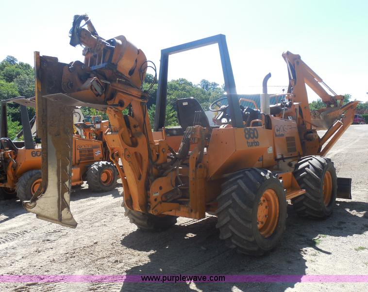 2001 Case 860 Turbo plow in Mantorville, MN | Item G8976 sold | Purple Wave