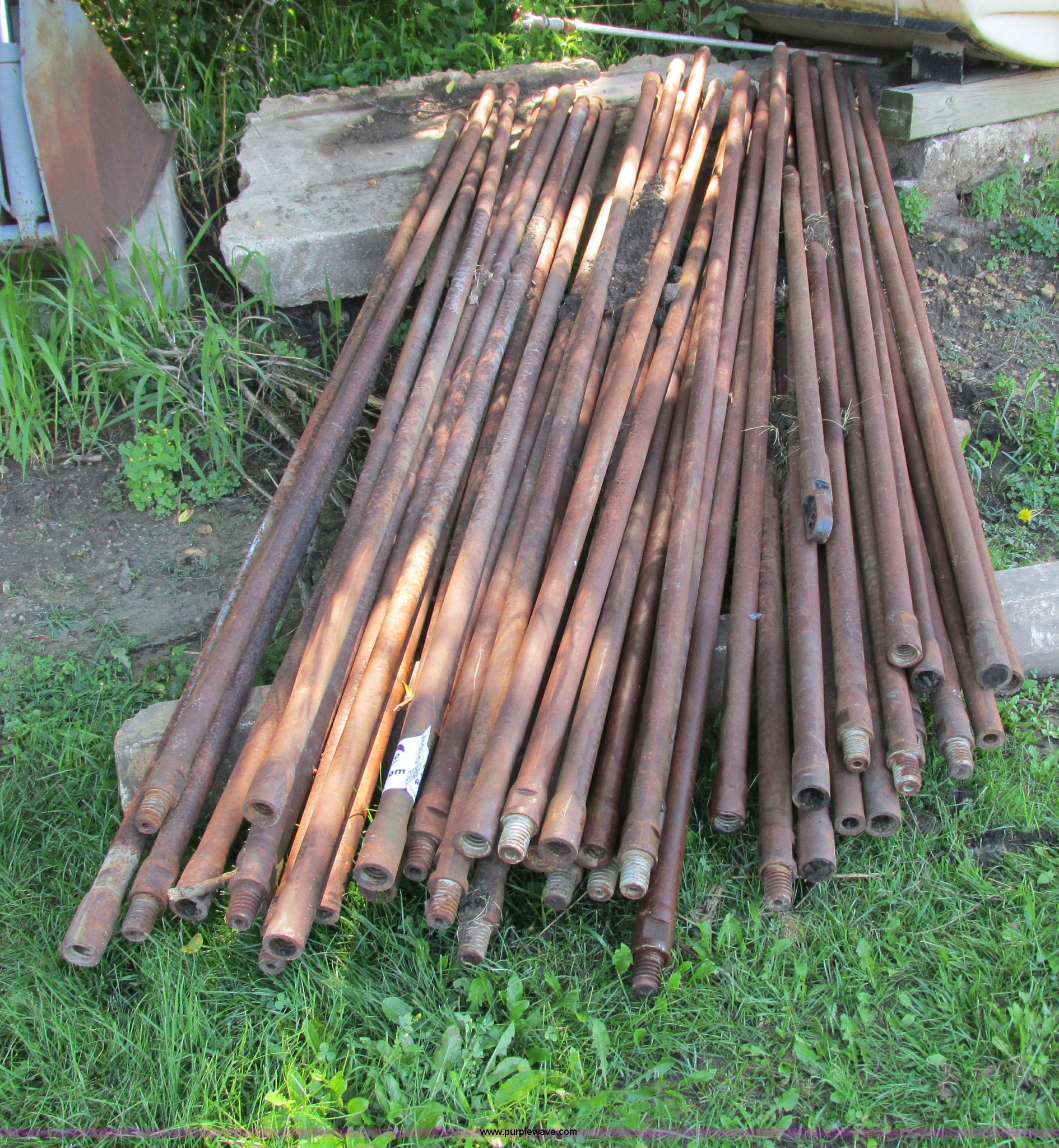 Boring rods in Mantorville, MN | Item G8547 sold | Purple Wave