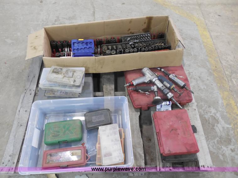 Assorted items in Pipestone, MN | Item I1441 sold | Purple Wave