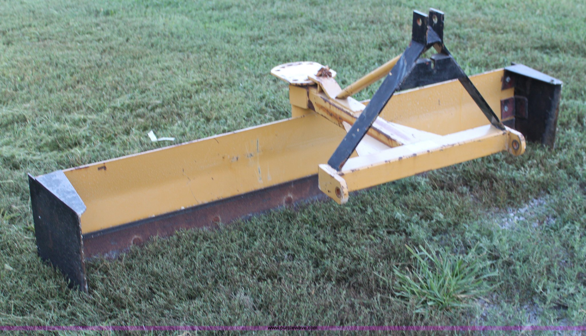 King Cutter 7' blade in Augusta, KS | Item H7356 sold | Purple Wave