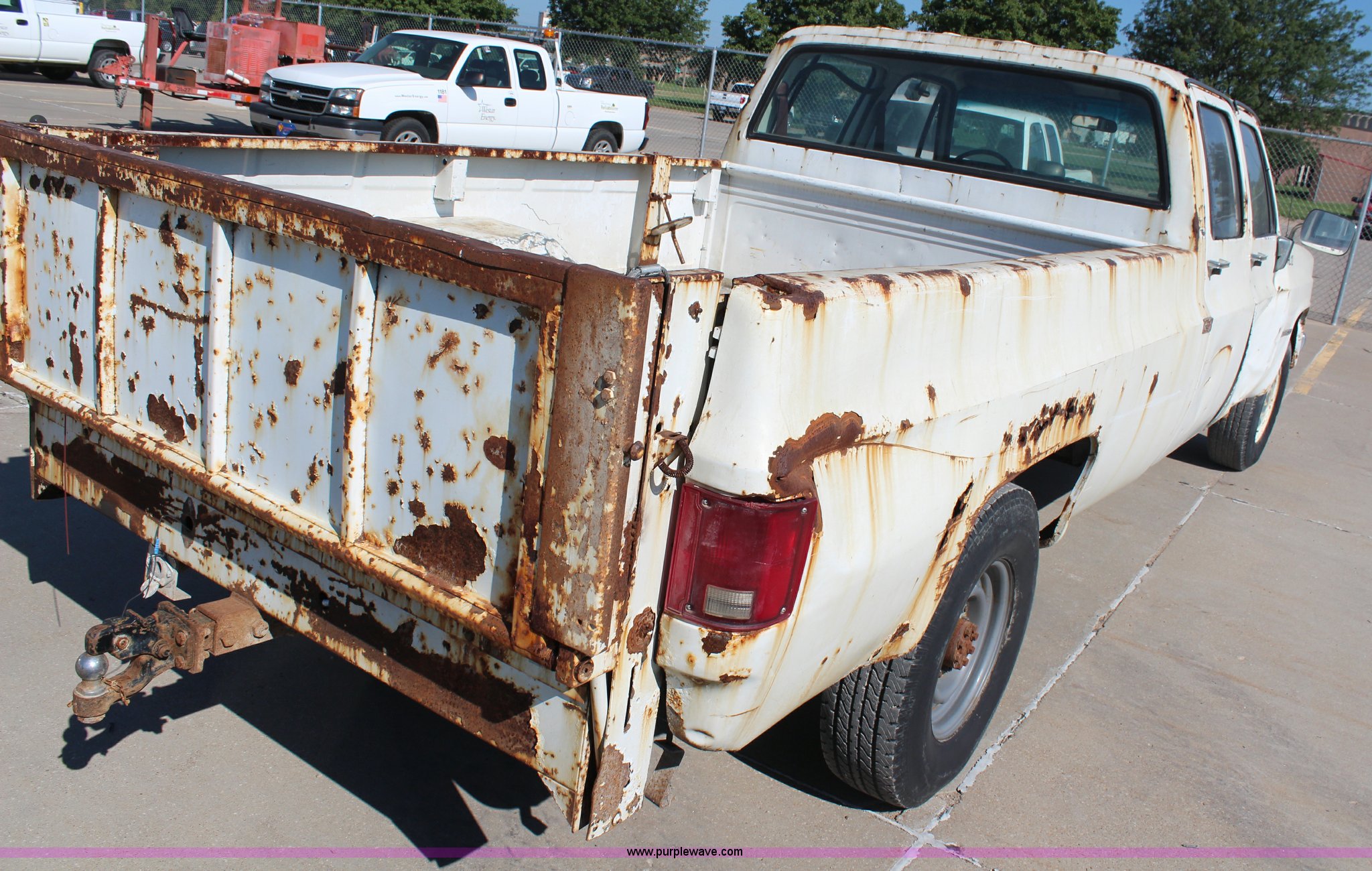 1989 Chevrolet R3500 Crew Cab pickup truck in Topeka, KS | Item H6629 ...