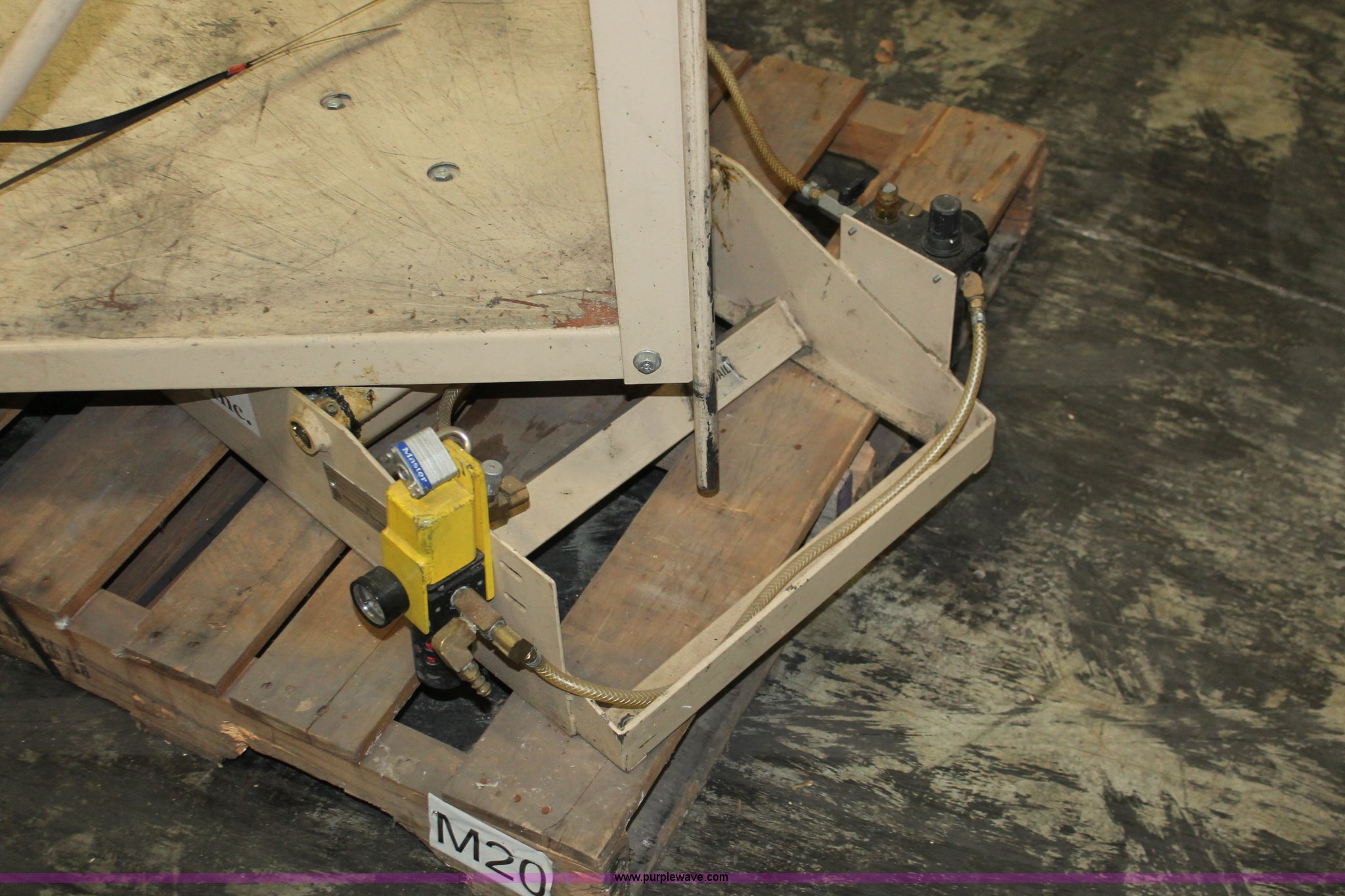 Plastic Process BT2000FPVB box tilter in Park City, KS | Item I8128 ...