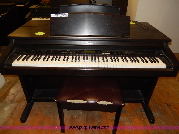 (2) Roland electric keyboard systems in Lawrence, KS | Item AV9733 sold ...