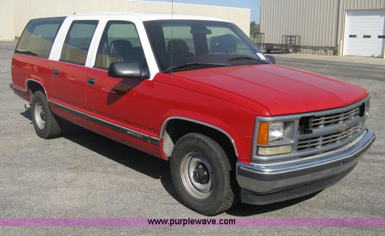 1995 Chevrolet Suburban 1500 SUV in Hutchinson, KS | Item H6431 sold ...