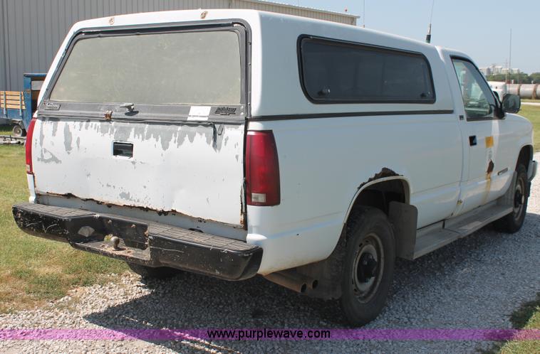 1990 GMC Sierra 2500 SL pickup truck in Hutchinson, KS | Item I8087 ...