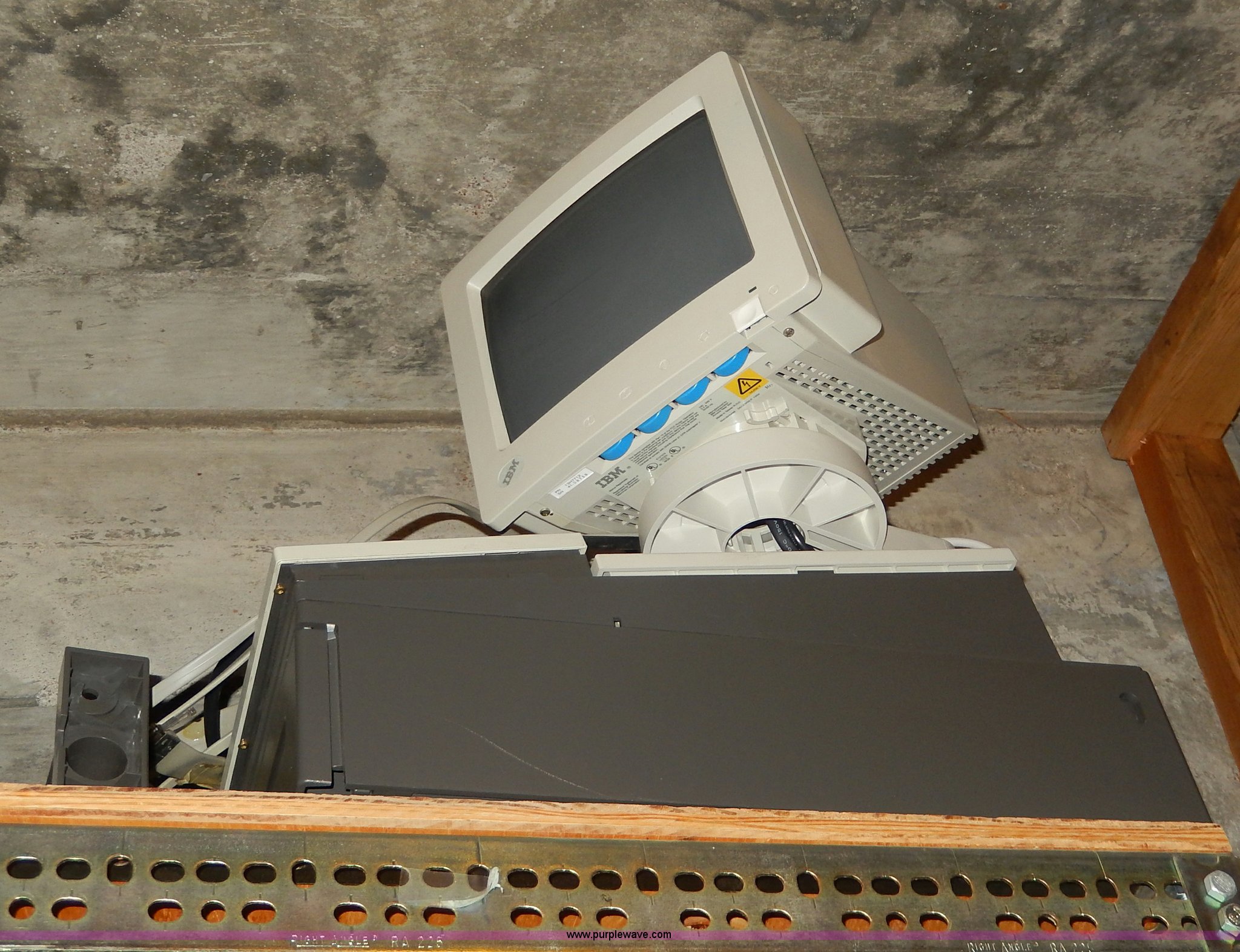 (4) IBM 4694 cash registers in Manhattan, KS | Item AA9736 sold ...