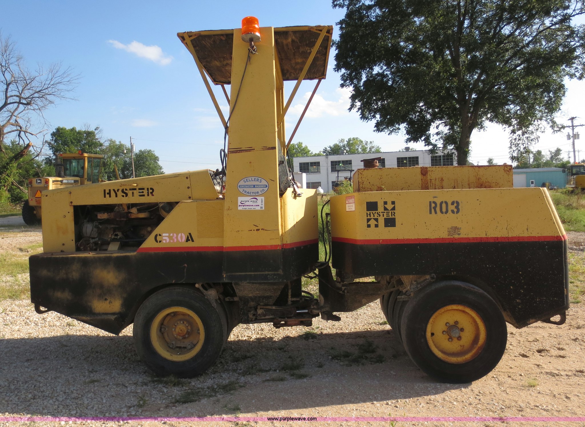 1985 Hyster C530A compactor in Iola, KS | Item D5931 sold | Purple Wave