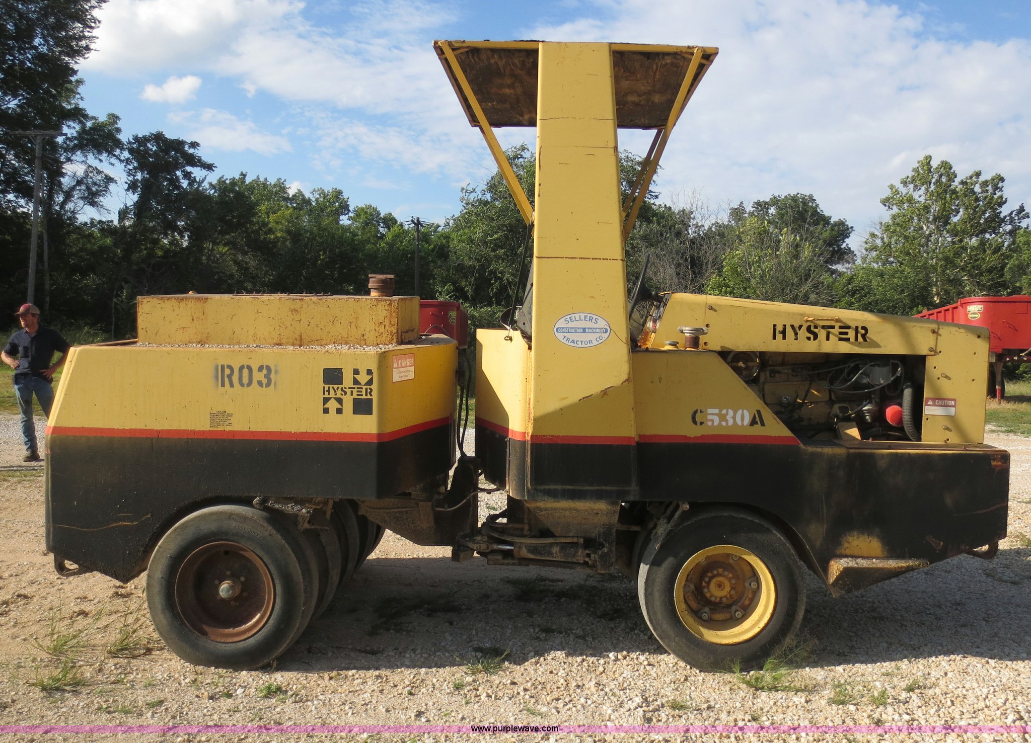1985 Hyster C530A compactor in Iola, KS | Item D5931 sold | Purple Wave
