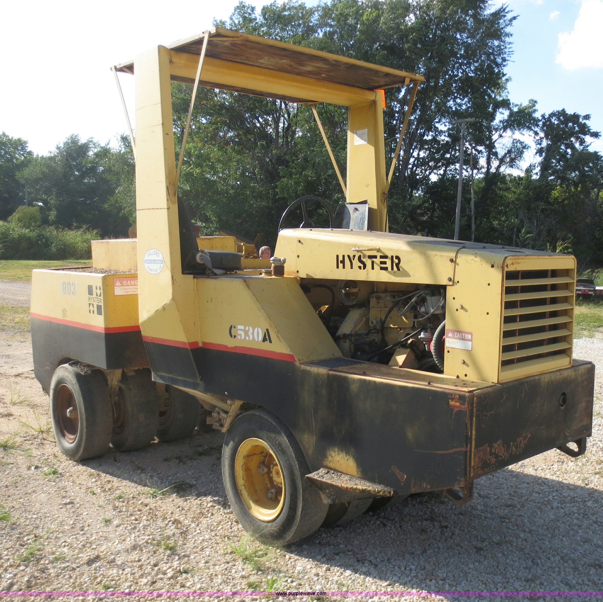 1985 Hyster C530A compactor in Iola, KS | Item D5931 sold | Purple Wave