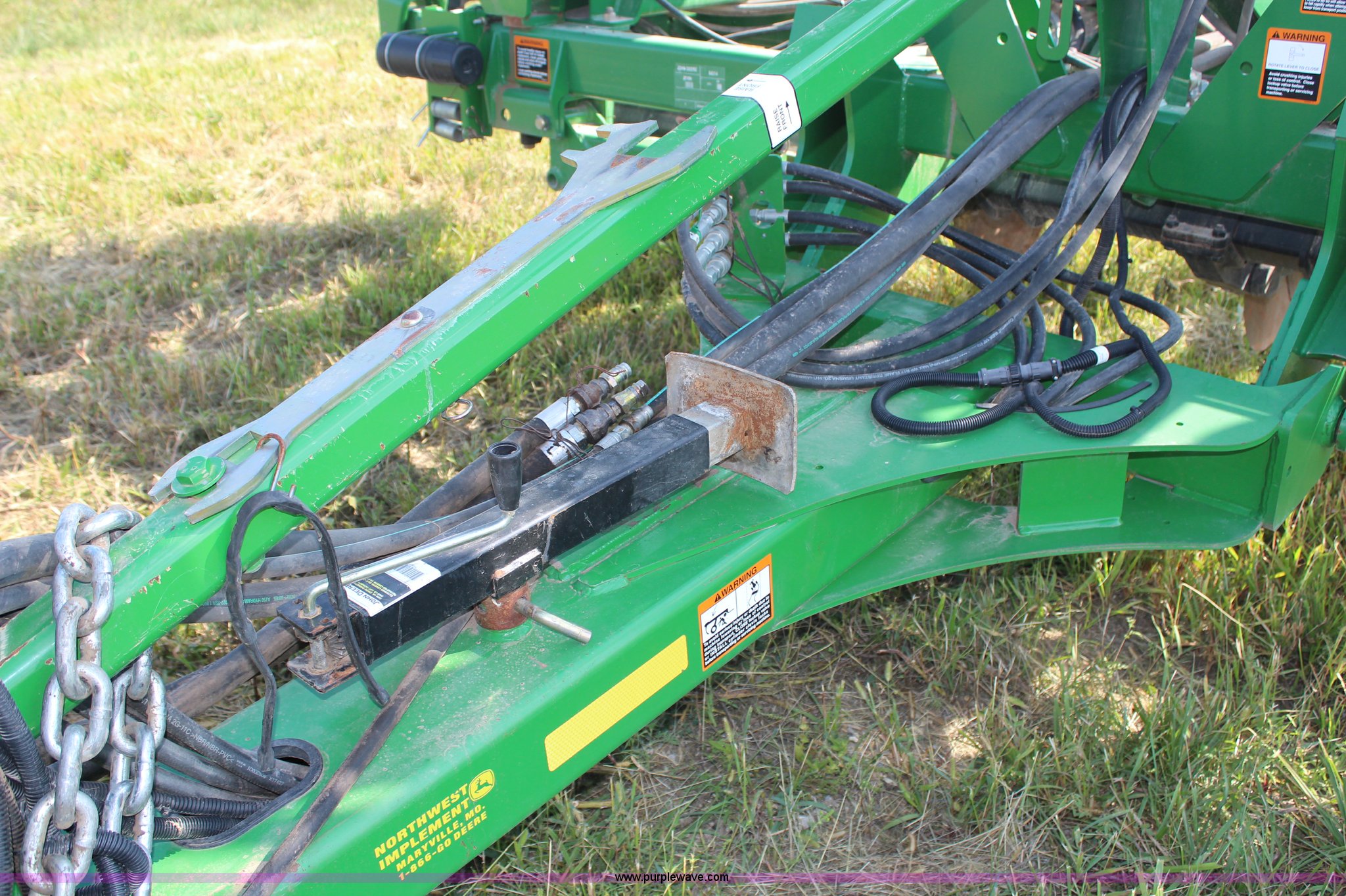2009 John Deere 2510H nutrient applicator in Parker, KS | Item H6691 ...