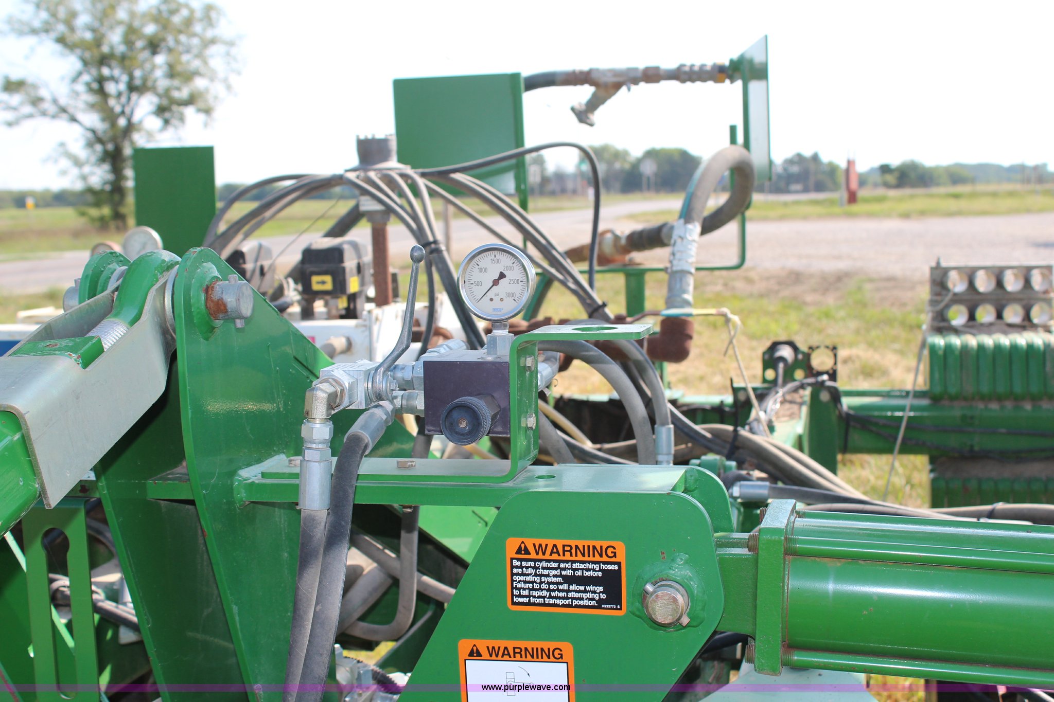 2009 John Deere 2510H nutrient applicator in Parker, KS | Item H6691 ...